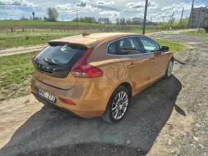 Volvo V40 2013 Viļņa, ar dzinēja tilpumu 1.60 L un nobraukumu 290 tūkst. km par 7000 €, foto 10 vietnē AUTOMOTO.COM.LV