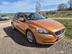 Volvo V40 2013 Viļņa, ar dzinēja tilpumu 1.60 L un nobraukumu 290 tūkst. km par 7000 €, foto 6 vietnē AUTOMOTO.COM.LV