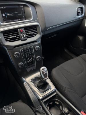 Volvo V40 2013 Viļņa, ar dzinēja tilpumu 1.60 L un nobraukumu 259 tūkst. km par 6300 €, foto 17 vietnē AUTOMOTO.COM.LV