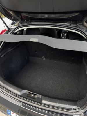 Volvo V40 2013 Viļņa, ar dzinēja tilpumu 1.60 L un nobraukumu 259 tūkst. km par 6300 €, foto 22 vietnē AUTOMOTO.COM.LV