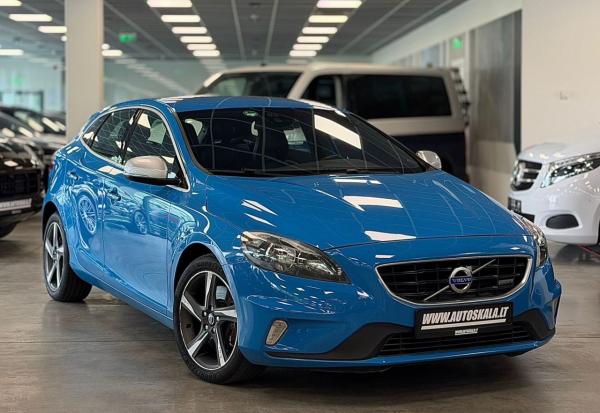Volvo V40 2013 in Klaipeda, with an engine capacity of 1.97 L and mileage of 275 thousand km for 7900 €, photo 1 on AUTOMOTO.COM.LV
