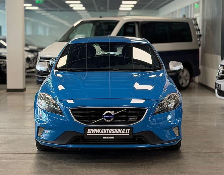 Volvo V40 2013 Klaipėda, ar dzinēja tilpumu 1.97 L un nobraukumu 275 tūkst. km par 7900 €, foto 3 vietnē AUTOMOTO.COM.LV
