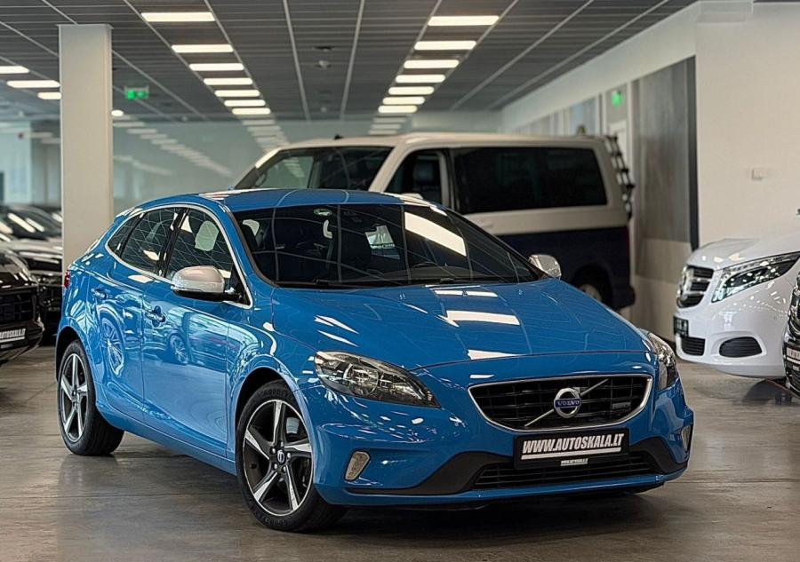 Volvo V40 2013 Klaipėda, ar dzinēja tilpumu 1.97 L un nobraukumu 275 tūkst. km par 7900 €, foto 6 vietnē AUTOMOTO.COM.LV