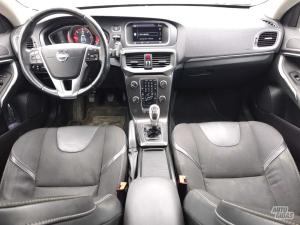 Volvo V40 2013 in Siauliai, with an engine capacity of 1.60 L and mileage of 289 thousand km for 3900 €, photo 10 on AUTOMOTO.COM.LV