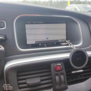 Volvo V40 2013 in Vilnius, with an engine capacity of 1.60 L and mileage of 270 thousand km for 5300 €, photo 12 on AUTOMOTO.COM.LV