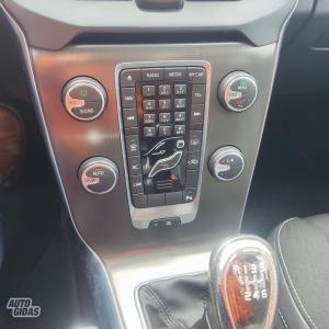 Volvo V40 2013 in Vilnius, with an engine capacity of 1.60 L and mileage of 270 thousand km for 5300 €, photo 13 on AUTOMOTO.COM.LV