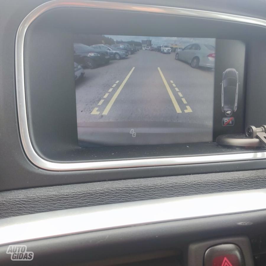 Volvo V40 2013 in Vilnius, with an engine capacity of 1.60 L and mileage of 270 thousand km for 5300 €, photo 14 on AUTOMOTO.COM.LV