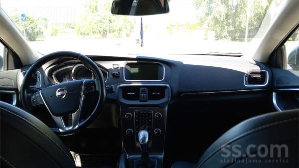Volvo V40 2013 Bauska, ar dzinēja tilpumu 1.60 L un nobraukumu 331 tūkst. km par 6000 €, foto 10 vietnē AUTOMOTO.COM.LV