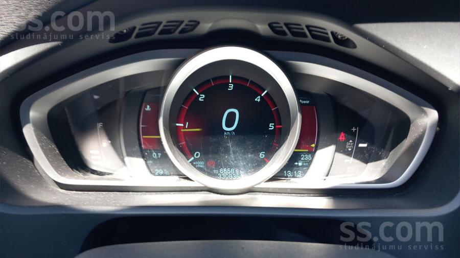 Volvo V40 2013 Bauska, ar dzinēja tilpumu 1.60 L un nobraukumu 331 tūkst. km par 6000 €, foto 15 vietnē AUTOMOTO.COM.LV