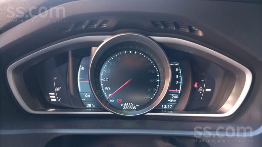 Volvo V40 2013 Bauska, ar dzinēja tilpumu 1.60 L un nobraukumu 331 tūkst. km par 6000 €, foto 17 vietnē AUTOMOTO.COM.LV