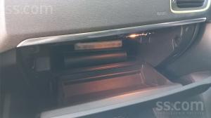 Volvo V40 2013 Bauska, ar dzinēja tilpumu 1.60 L un nobraukumu 331 tūkst. km par 6000 €, foto 23 vietnē AUTOMOTO.COM.LV