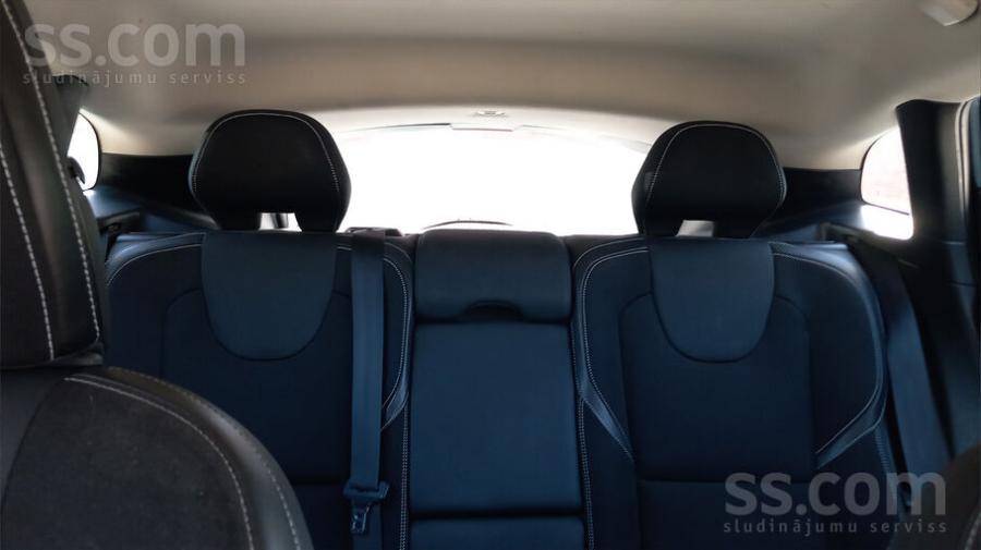 Volvo V40 2013 Bauska, ar dzinēja tilpumu 1.60 L un nobraukumu 331 tūkst. km par 6000 €, foto 26 vietnē AUTOMOTO.COM.LV