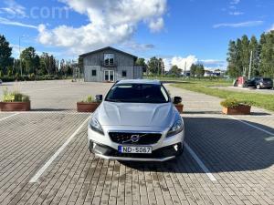 Вольво В40 2013 в Рига, объемом двигателя 1.60 л и пробегом 260 тыс. км за 7000 €, фото 4 на AUTOMOTO.COM.LV
