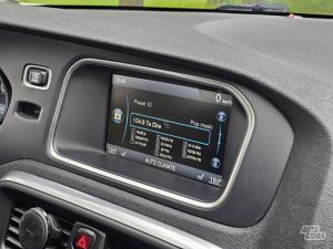 Volvo V40 2013 in Ariogala, with an engine capacity of 1.60 L and mileage of 291 thousand km for 4500 €, photo 11 on AUTOMOTO.COM.LV