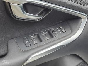 Volvo V40 2013 in Ariogala, with an engine capacity of 1.60 L and mileage of 291 thousand km for 4500 €, photo 13 on AUTOMOTO.COM.LV
