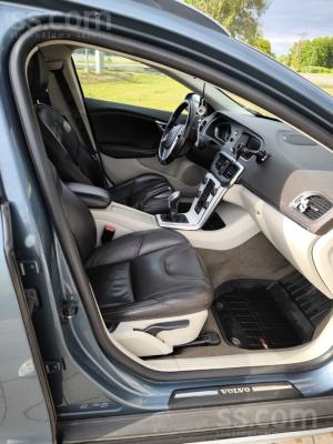 Volvo V40 2013 Rīga, ar dzinēja tilpumu 1.60 L un nobraukumu 346 tūkst. km par 6100 €, foto 5 vietnē AUTOMOTO.COM.LV