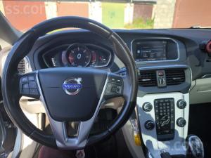 Volvo V40 2013 Rīga, ar dzinēja tilpumu 1.60 L un nobraukumu 346 tūkst. km par 6100 €, foto 8 vietnē AUTOMOTO.COM.LV