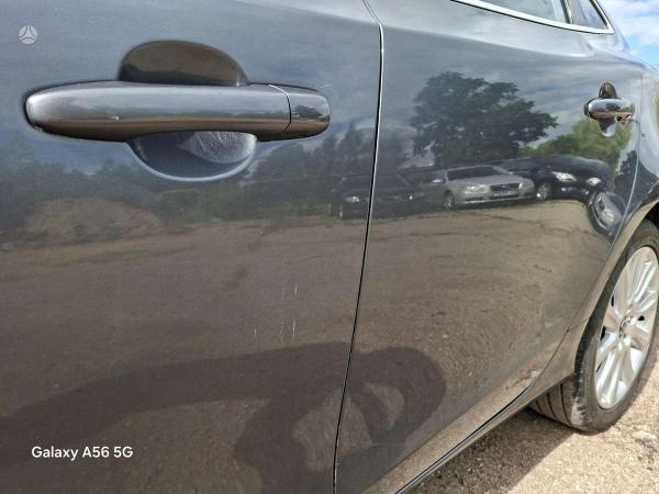 Volvo V40 2013 in Pasvalys, with an engine capacity of 1.56 L and mileage of 219 thousand km for 3750 €, photo 7 on AUTOMOTO.COM.LV