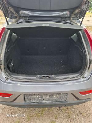 Volvo V40 2013 in Pasvalys, with an engine capacity of 1.56 L and mileage of 219 thousand km for 3750 €, photo 15 on AUTOMOTO.COM.LV