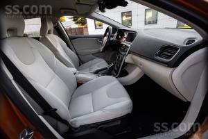 Volvo V40 2013 Jelgava, ar dzinēja tilpumu 1.60 L un nobraukumu 233 tūkst. km par 6190 €, foto 8 vietnē AUTOMOTO.COM.LV