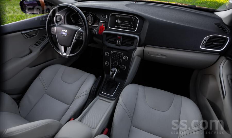 Volvo V40 2013 Jelgava, ar dzinēja tilpumu 1.60 L un nobraukumu 233 tūkst. km par 6190 €, foto 10 vietnē AUTOMOTO.COM.LV