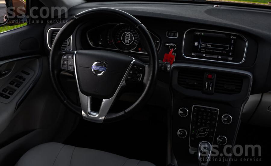 Volvo V40 2013 Jelgava, ar dzinēja tilpumu 1.60 L un nobraukumu 233 tūkst. km par 6190 €, foto 12 vietnē AUTOMOTO.COM.LV