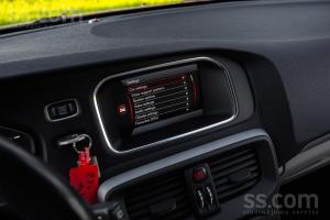 Volvo V40 2013 Jelgava, ar dzinēja tilpumu 1.60 L un nobraukumu 233 tūkst. km par 6190 €, foto 22 vietnē AUTOMOTO.COM.LV