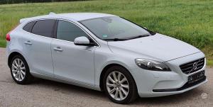 Volvo V40 2013 in Raseiniai, with an engine capacity of 2.00 L and mileage of 255 thousand km for 8750 €, photo 3 on AUTOMOTO.COM.LV
