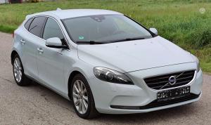 Volvo V40 2013 in Raseiniai, with an engine capacity of 2.00 L and mileage of 255 thousand km for 8750 €, photo 8 on AUTOMOTO.COM.LV