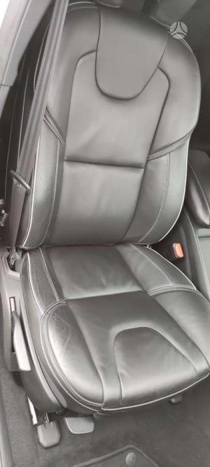 Volvo V40 2013 in Raseiniai, with an engine capacity of 2.00 L and mileage of 255 thousand km for 8750 €, photo 25 on AUTOMOTO.COM.LV