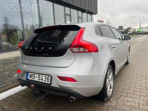 Volvo V40 2014 Rīga, ar dzinēja tilpumu 2.00 L un nobraukumu 0 tūkst. km par 5990 €, foto 19 vietnē AUTOMOTO.COM.LV