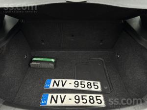 Volvo V40 2014 in Riga, with an engine capacity of 1.60 L and mileage of 120 thousand km for 6980 €, photo 12 on AUTOMOTO.COM.LV