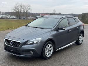 Volvo V40 2014 in Siauliai, with an engine capacity of 2.00 L and mileage of 196 thousand km for 7500 €, photo 3 on AUTOMOTO.COM.LV