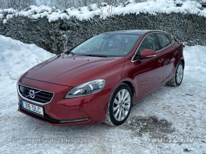 Volvo V40 2014 in Paide, with an engine capacity of 1.60 L and mileage of 283 thousand km for 7990 €, photo  on AUTOMOTO.COM.LV