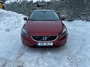Volvo V40 2014 in Paide, with an engine capacity of 1.60 L and mileage of 283 thousand km for 7990 €, photo 3 on AUTOMOTO.COM.LV
