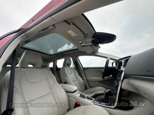 Volvo V40 2014 in Paide, with an engine capacity of 1.60 L and mileage of 283 thousand km for 7990 €, photo 16 on AUTOMOTO.COM.LV