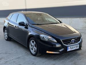 Volvo V40 2014 in Siauliai, with an engine capacity of 1.60 L and mileage of 213 thousand km for 3750 €, photo 8 on AUTOMOTO.COM.LV