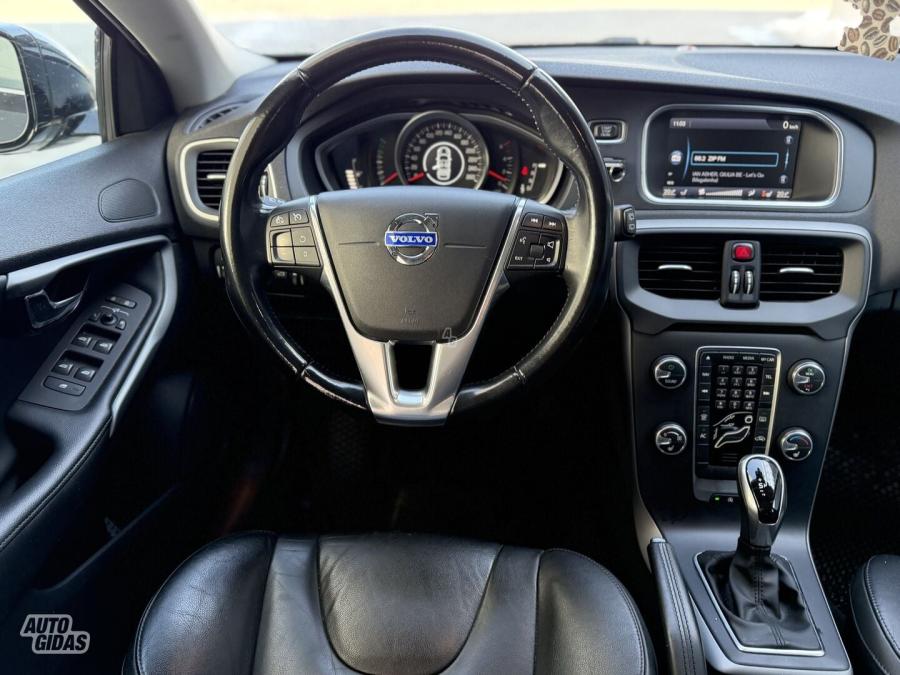 Volvo V40 2014 in Siauliai, with an engine capacity of 1.60 L and mileage of 213 thousand km for 3750 €, photo 11 on AUTOMOTO.COM.LV