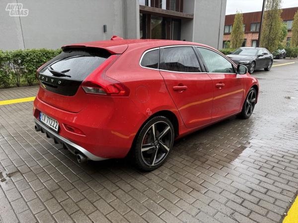 Volvo V40 2014 Kauņa, ar dzinēja tilpumu 1.60 L un nobraukumu 234 tūkst. km par 5200 €, foto 3 vietnē AUTOMOTO.COM.LV