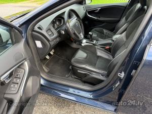Volvo V40 2014 Tallina, ar dzinēja tilpumu 2.00 L un nobraukumu 259 tūkst. km par 6490 €, foto 6 vietnē AUTOMOTO.COM.LV