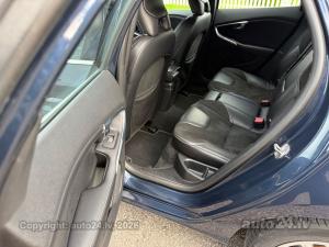 Volvo V40 2014 Tallina, ar dzinēja tilpumu 2.00 L un nobraukumu 259 tūkst. km par 6490 €, foto 7 vietnē AUTOMOTO.COM.LV