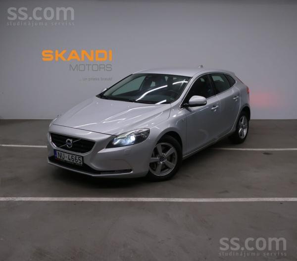 Volvo V40 2015 in Riga, with an engine capacity of 2.00 L and mileage of 227 thousand km for 300 €, photo 1 on AUTOMOTO.COM.LV