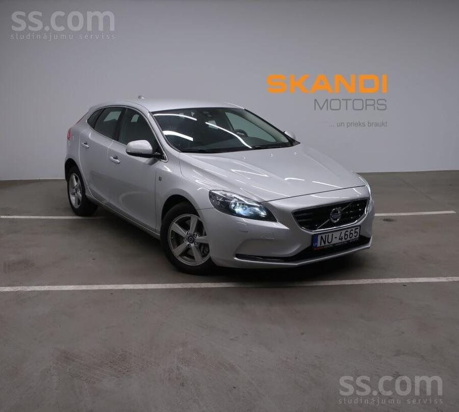 Volvo V40 2015 in Riga, with an engine capacity of 2.00 L and mileage of 227 thousand km for 300 €, photo 3 on AUTOMOTO.COM.LV