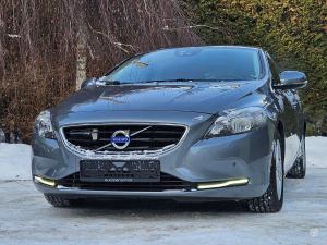 Volvo V40 2015 in Kaunas, with an engine capacity of 2.00 L and mileage of 300 thousand km for 6750 €, photo 21 on AUTOMOTO.COM.LV