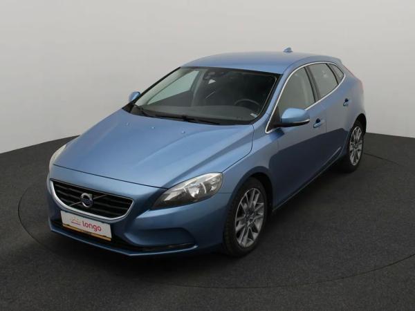 Volvo V40 2015 Viļņa, ar dzinēja tilpumu 2.00 L un nobraukumu 189 tūkst. km par 8799 €, foto 1 vietnē AUTOMOTO.COM.LV