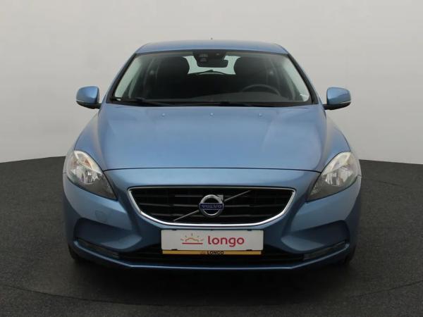 Volvo V40 2015 Viļņa, ar dzinēja tilpumu 2.00 L un nobraukumu 189 tūkst. km par 8799 €, foto 3 vietnē AUTOMOTO.COM.LV