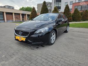 Volvo V40 2015 in Vilnius, with an engine capacity of 2.00 L and mileage of 257 thousand km for 7000 €, photo  on AUTOMOTO.COM.LV