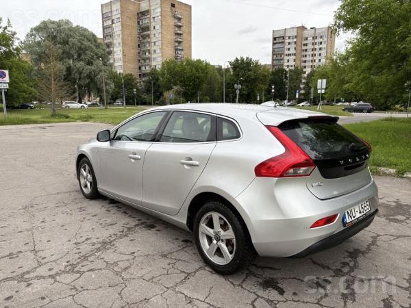 Вольво В40 2015 в Рига, объемом двигателя 2.00 л и пробегом 234 тыс. км за 9400 €, фото 2 на AUTOMOTO.COM.LV