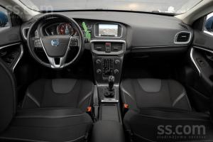 Volvo V40 2015 Jelgava, ar dzinēja tilpumu 1.60 L un nobraukumu 279 tūkst. km par 6000 €, foto 8 vietnē AUTOMOTO.COM.LV