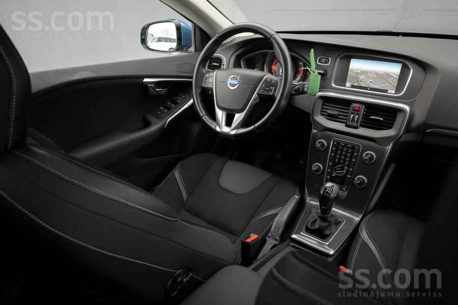 Volvo V40 2015 Jelgava, ar dzinēja tilpumu 1.60 L un nobraukumu 279 tūkst. km par 6000 €, foto 9 vietnē AUTOMOTO.COM.LV